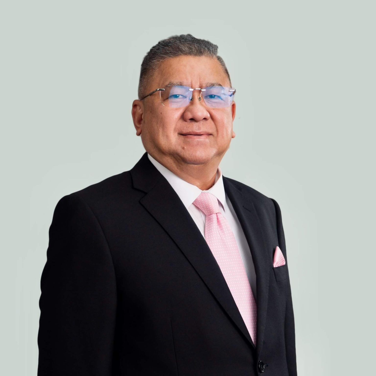 Lawyers - Fortun, Narvasa and Salazar Law