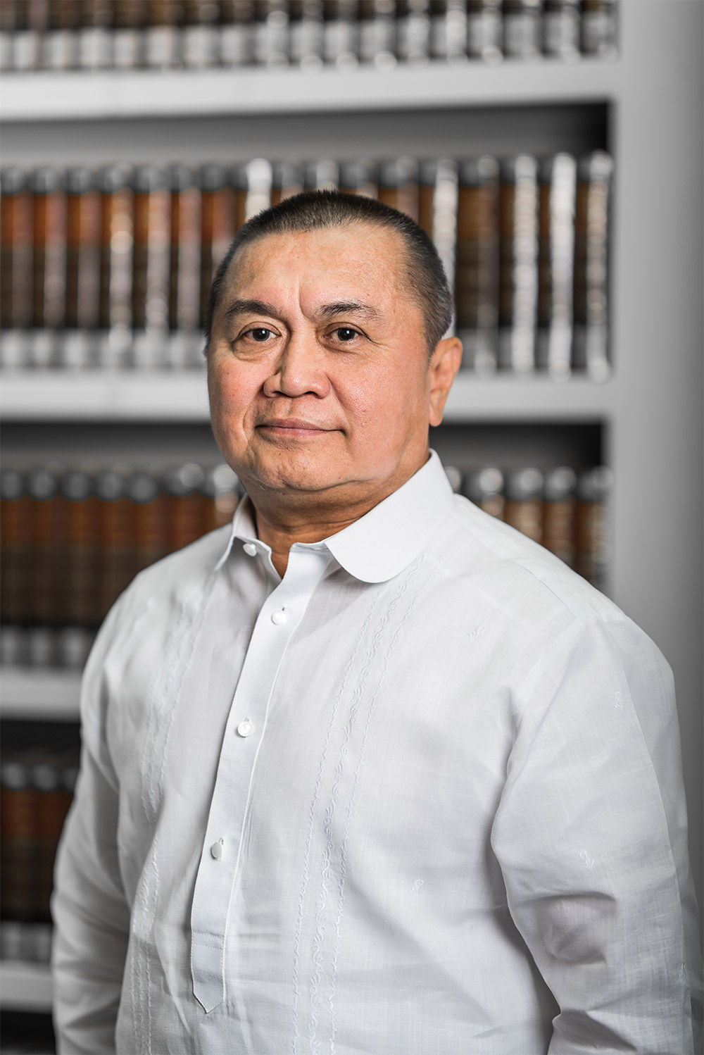 Lawyers - Fortun, Narvasa and Salazar Law